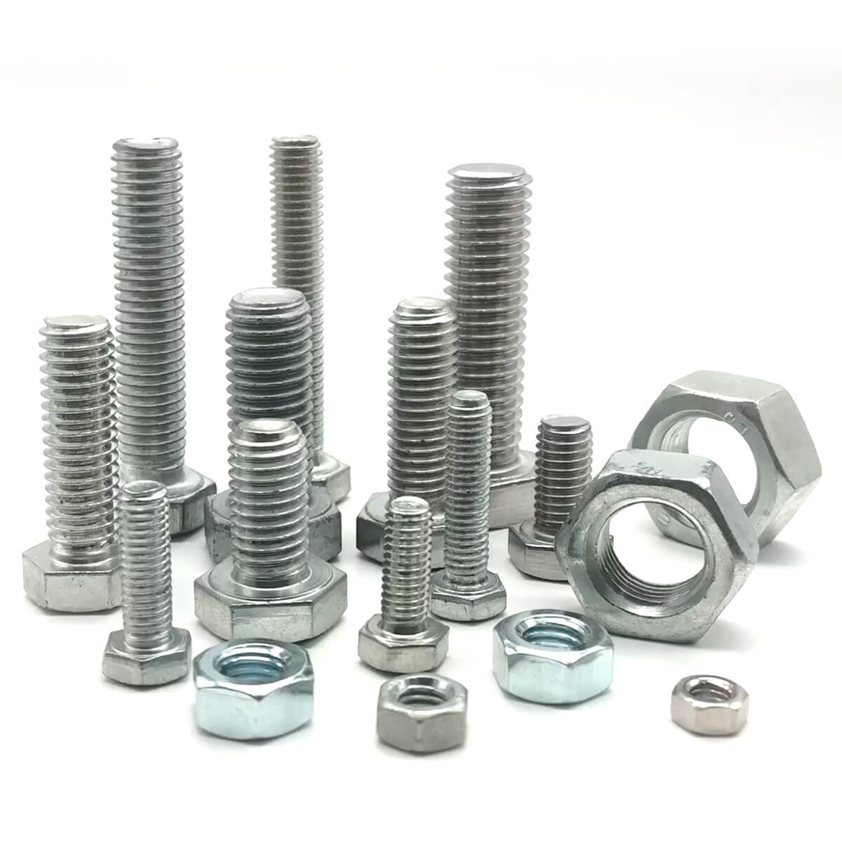 Bulones y tuercas - Motores Diesel